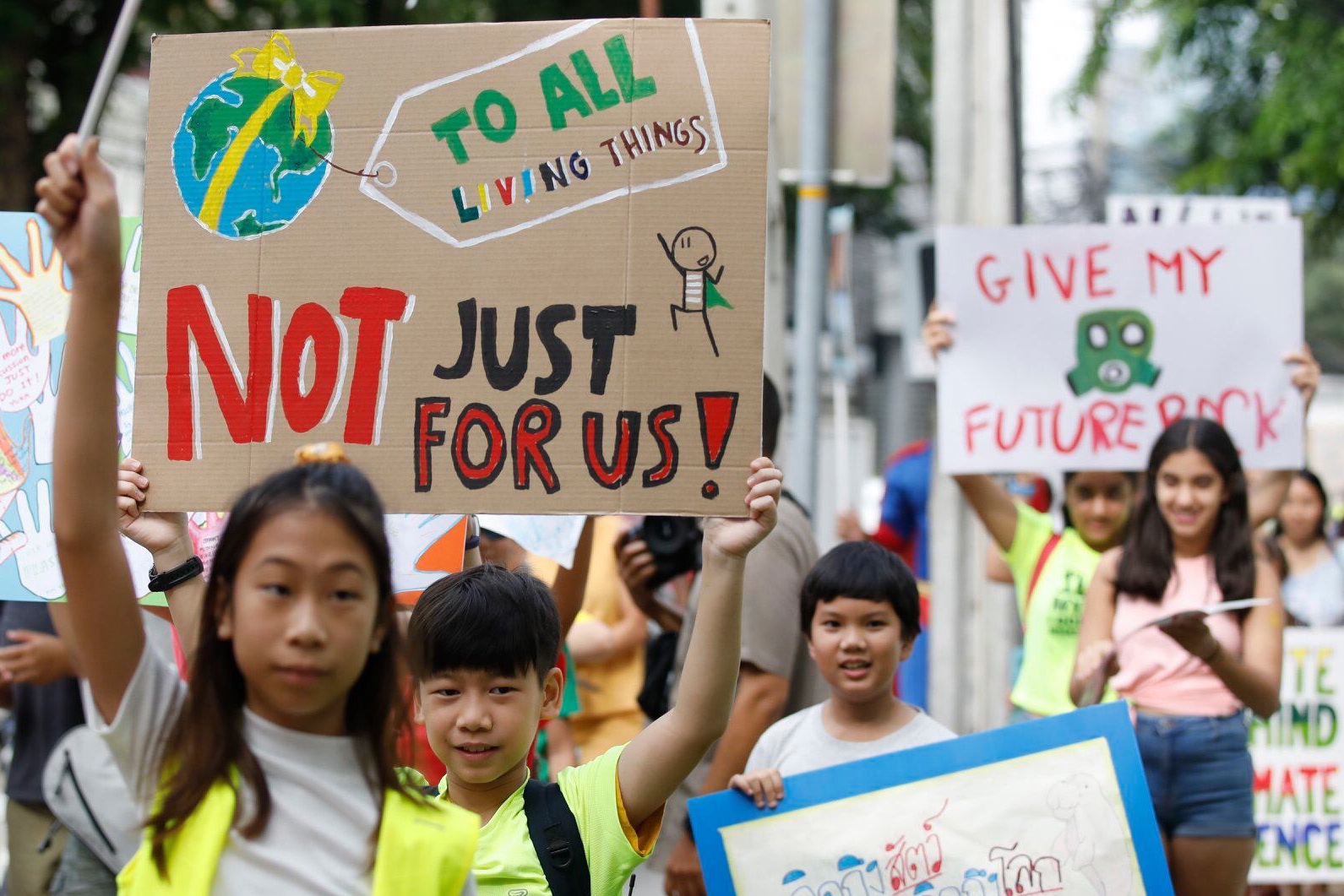 Across the globe, millions join biggest climate protest ever | Bangkok ...