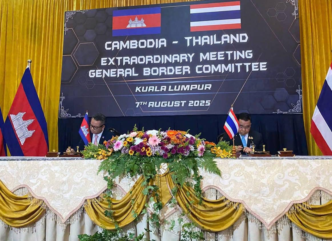 Thailand and Cambodia agree on ceasefire arrangements and unprecedented ...